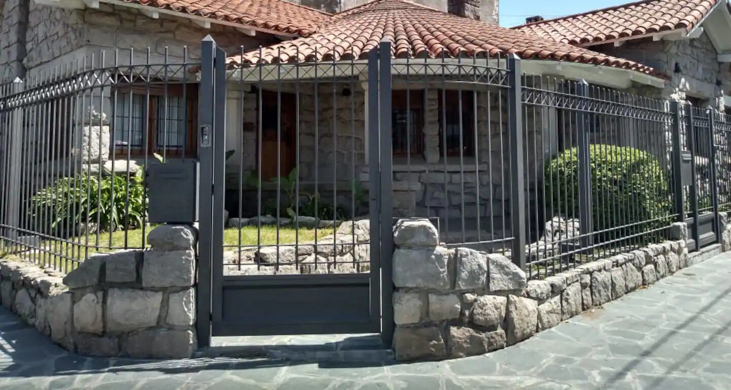 Cerca de Güemes, Casa en Mar Del Plata para 4 personas con - rq23 - El ...