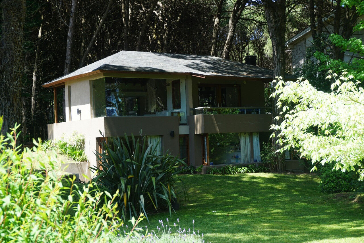 Casa Las Lambertianas, Casa en Pinamar para 6 personas con con cochera ...